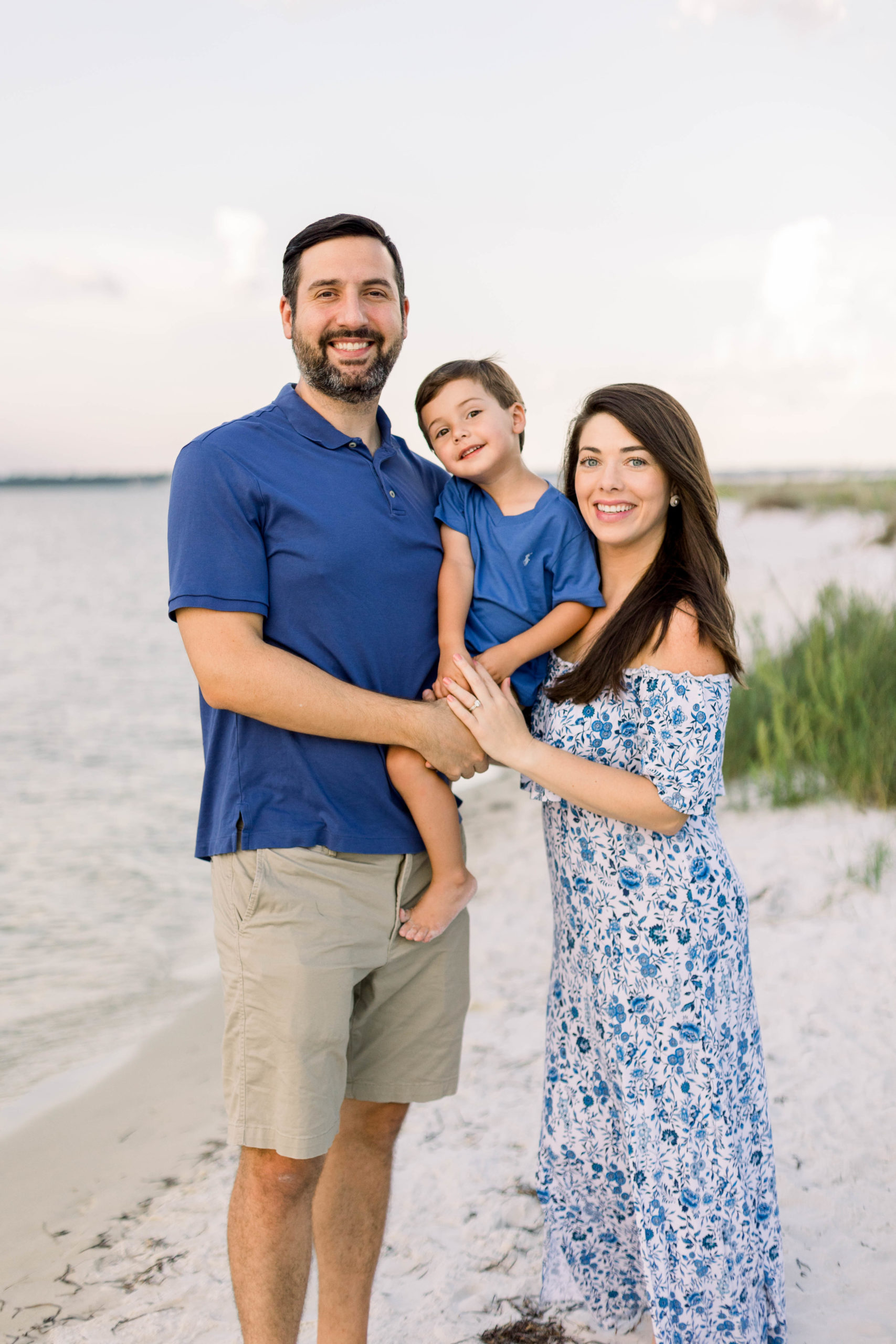 Beautiful Navarre Beach Family Photos - jordanwestphoto.com