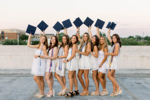 Graduation Pictures with GBHS Friends - jordanwestphoto.com